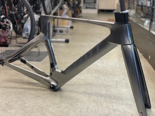 ROAD新製品 再入荷情報